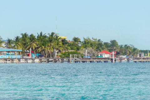 Living in Belize: an Expat Guide for 2025