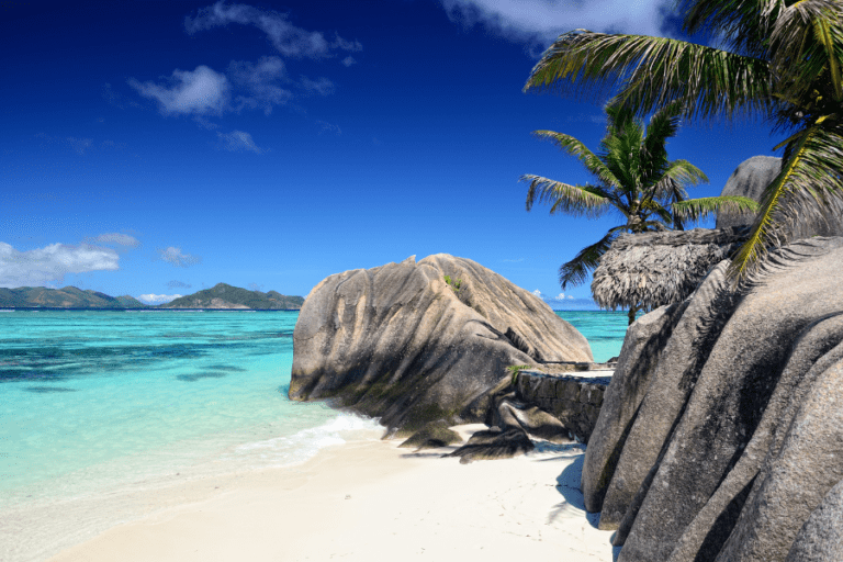 Banking in Seychelles: The Ultimate Guide 2025
